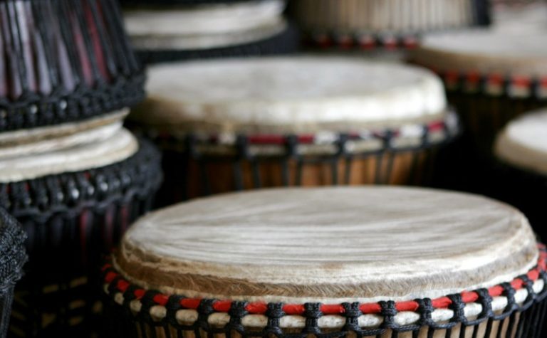 Djembe basics: sound and beating technique - Tuka-Tuka
